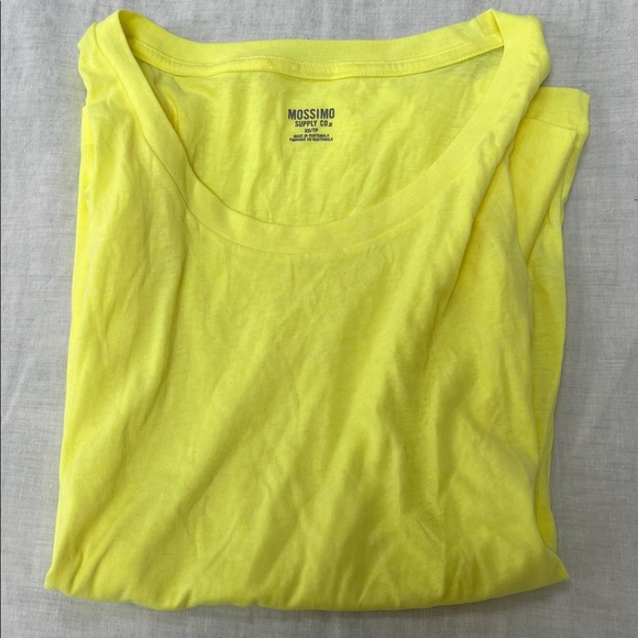 Mossimo Supply Co. | Tops | Mossimo Supply Co Lemon Tee Xs | Poshmark